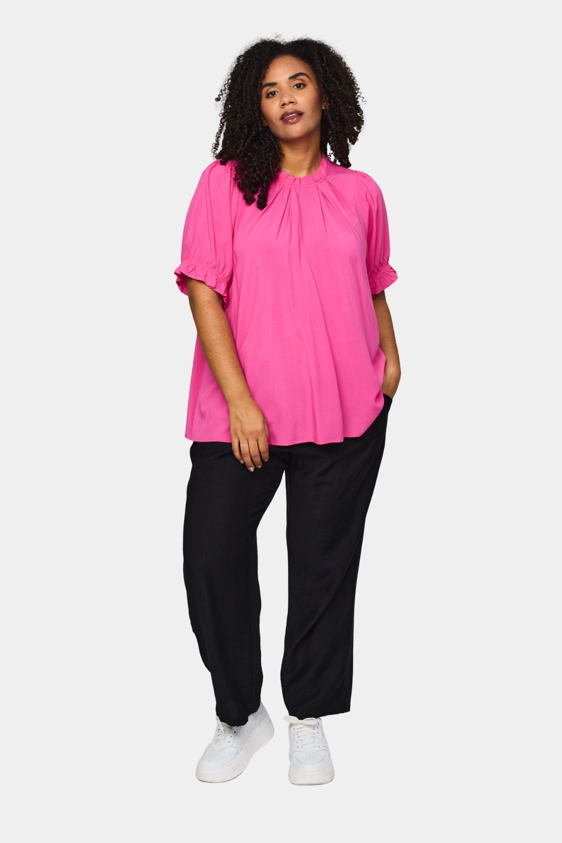 Emilie skjorte fra Studio i petroleum – Happy Eve